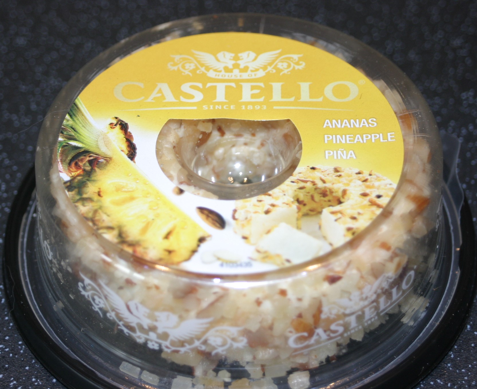 Castello Pineapple Halo Cheese :: la-maison-de-cordelia