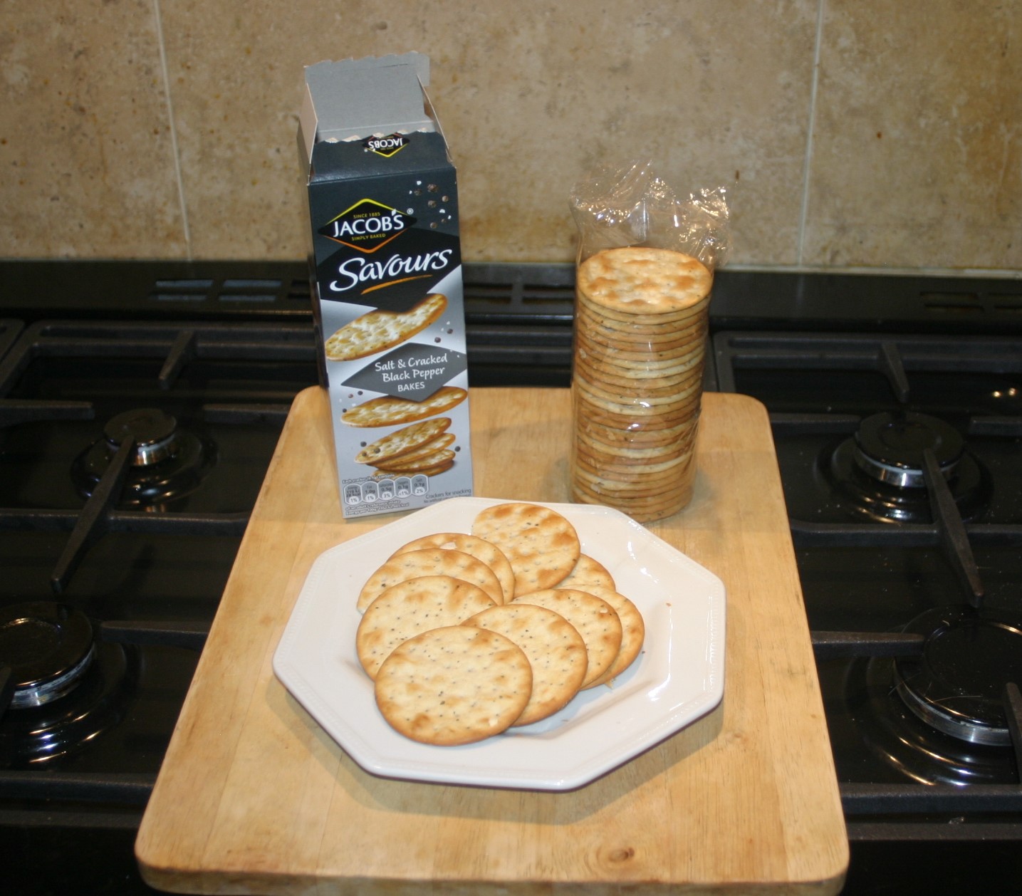 Jacobs Savours Salt and Cracked Black Peppers Bakes :: la-maison-de ...